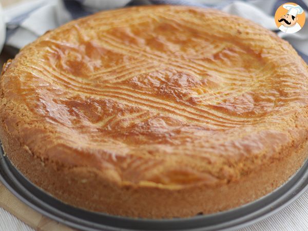 Basque cake, a southwestern french dessert