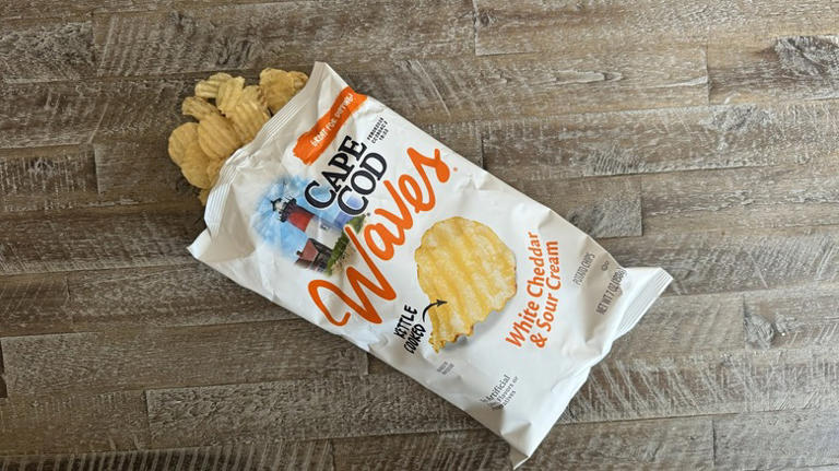 15 Cape Cod Chip Flavors, Ranked Worst To Best
