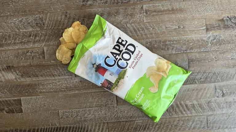 15 Cape Cod Chip Flavors, Ranked Worst To Best