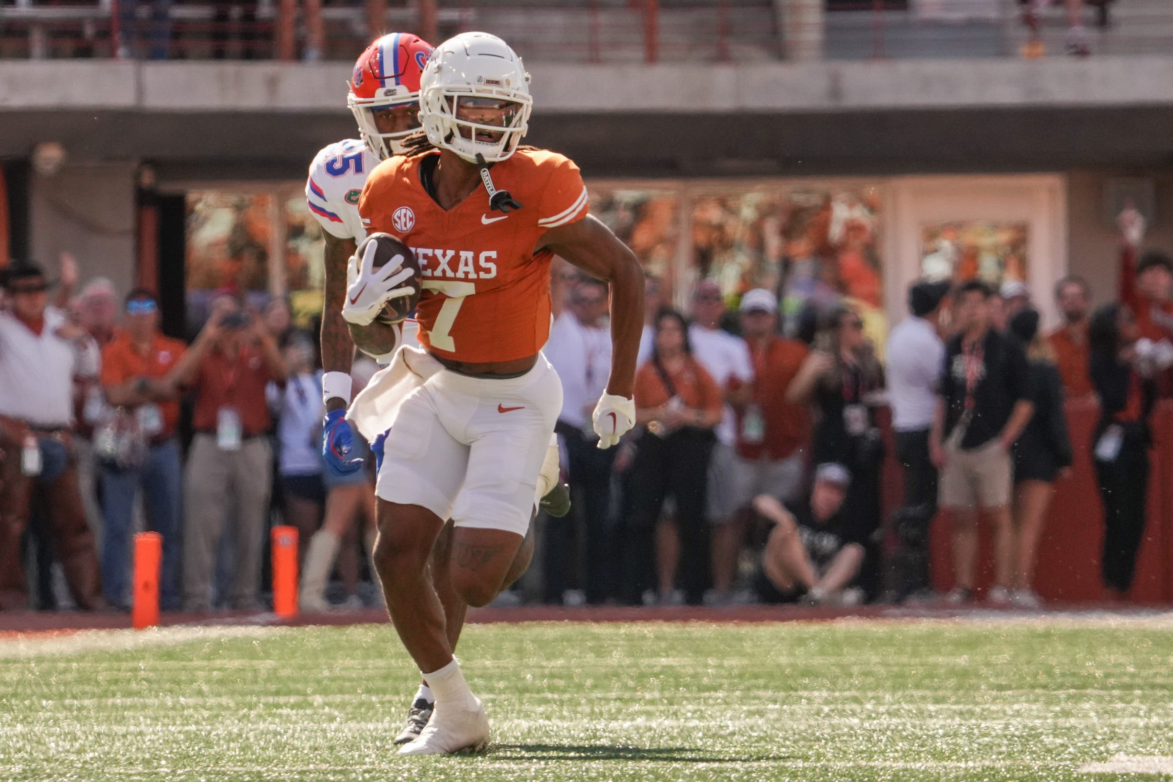 Isaiah Bond draft profile: NFL scouting report for Texas football WR