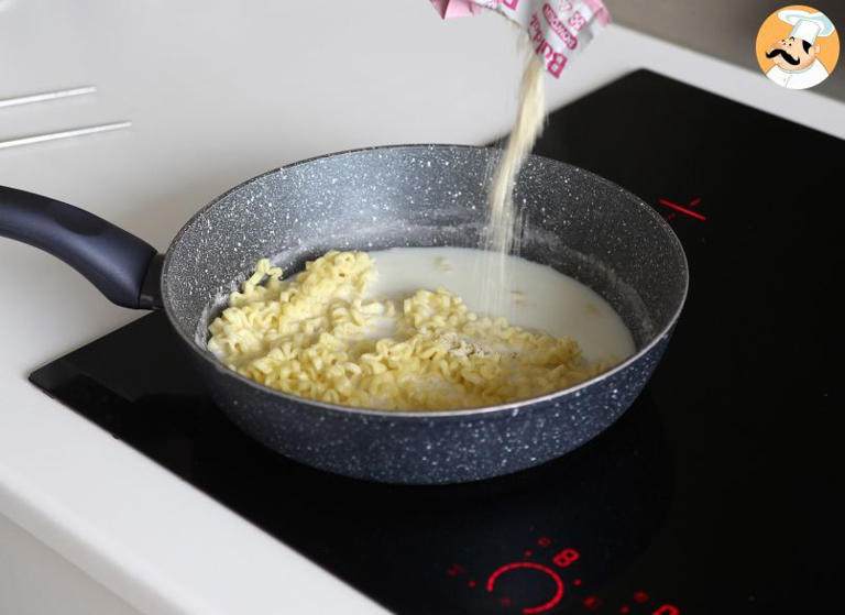 How to cook buldak carbonara flavor ramen? the best recipe with milk ...
