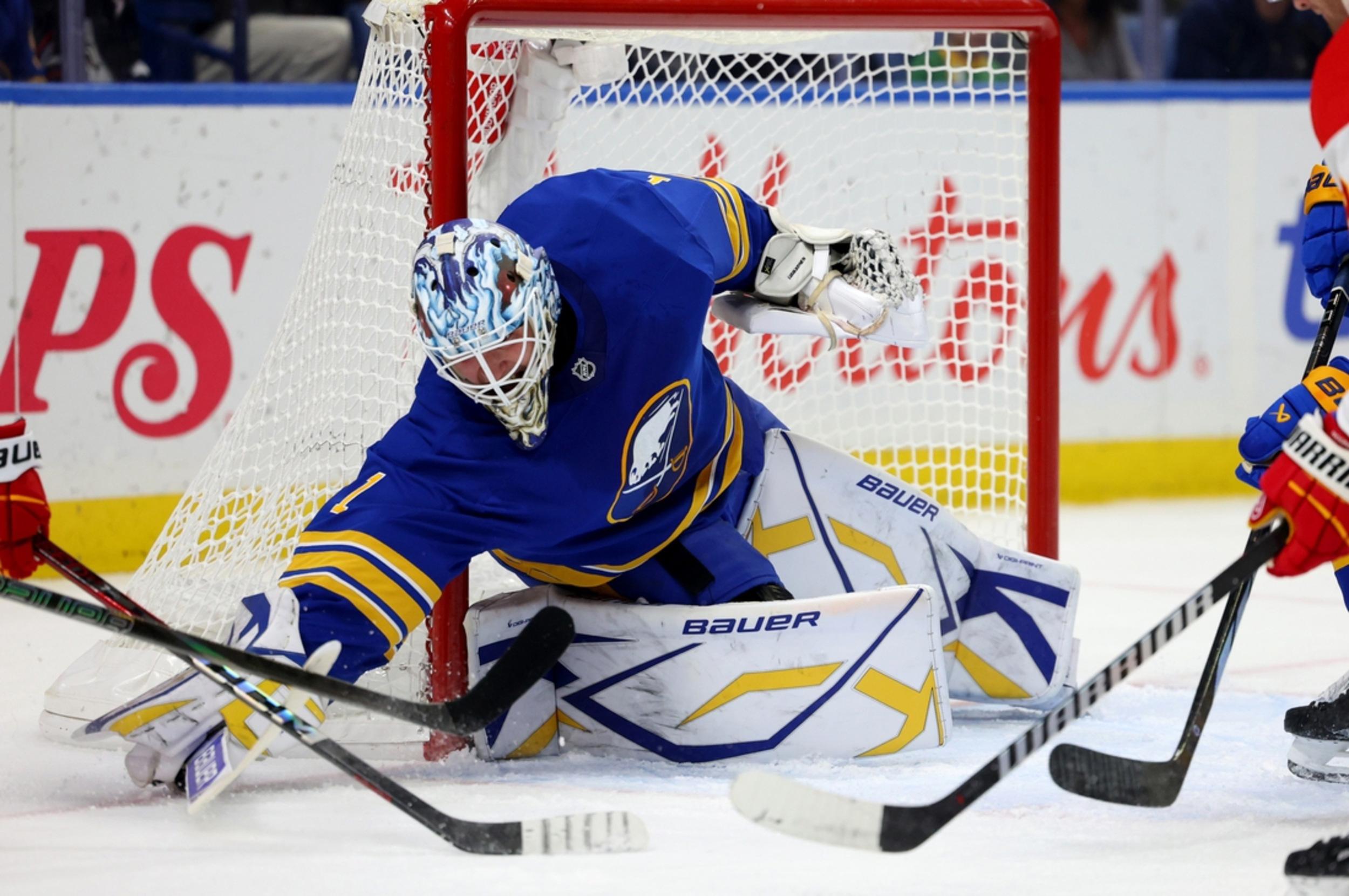 Sabres score two early goals, finish off Flames in shootout Sabres score two early goals, finish off Flames in shootout