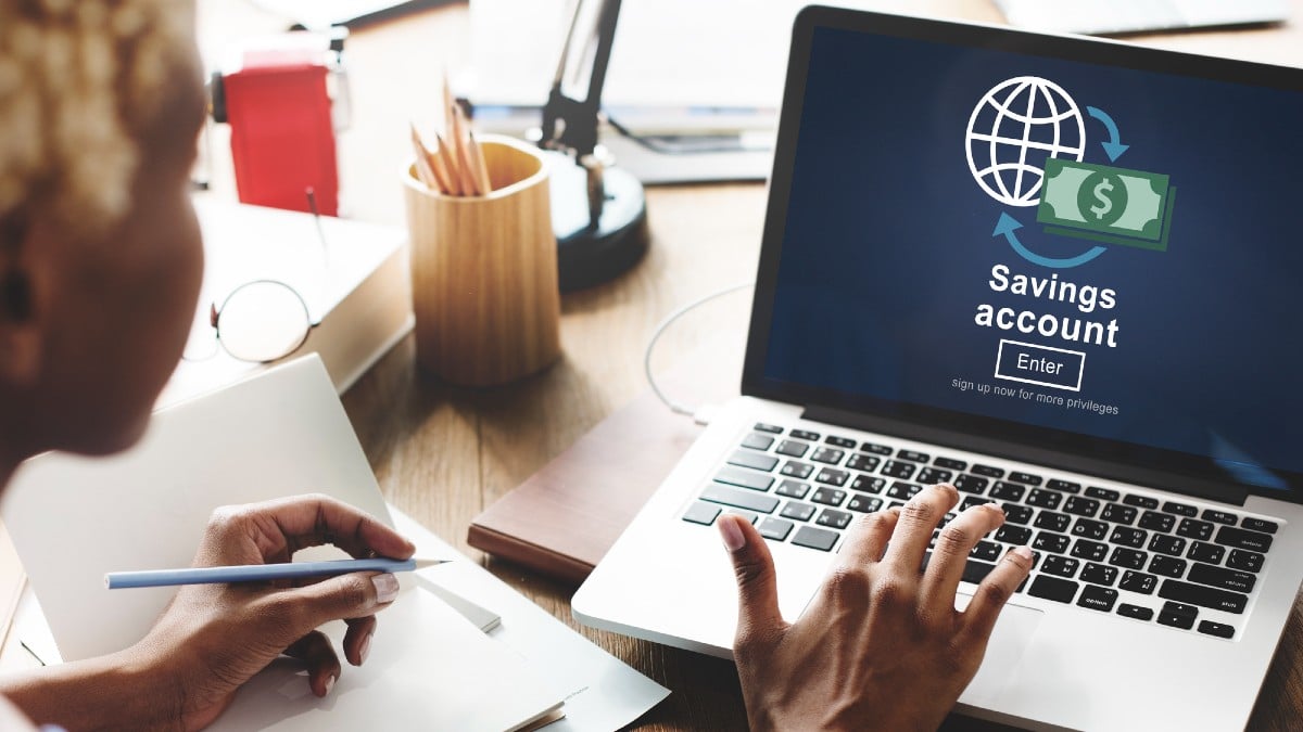 15 Warning Signs Your Savings Trail Boomers