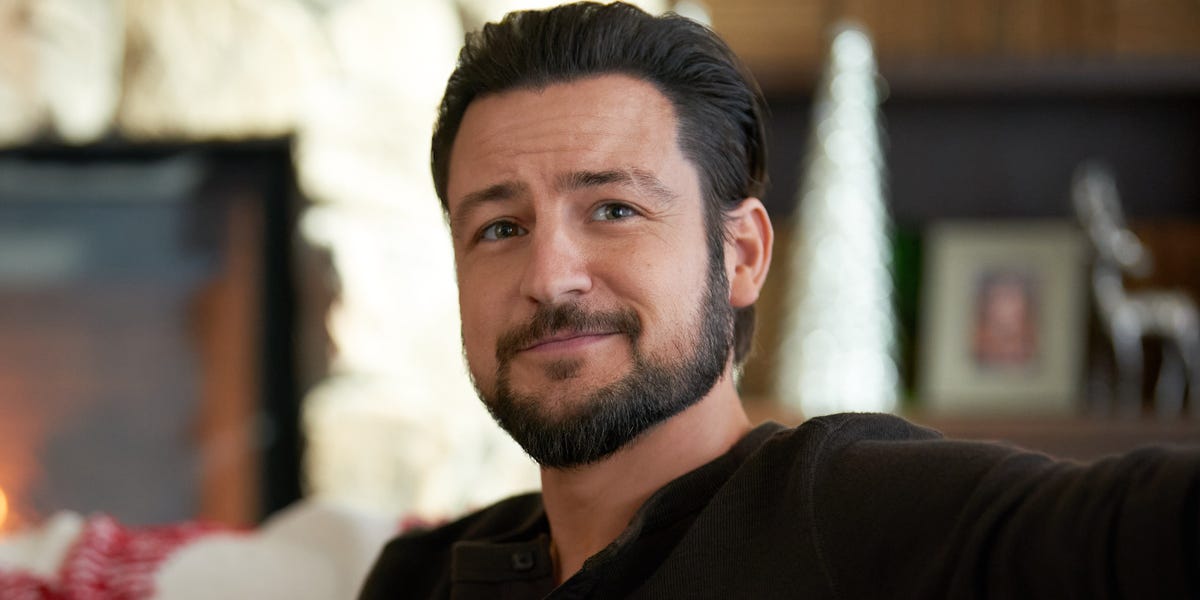 Hallmark Fans Are Overjoyed as Tyler Hynes Shares a First Look at His ...