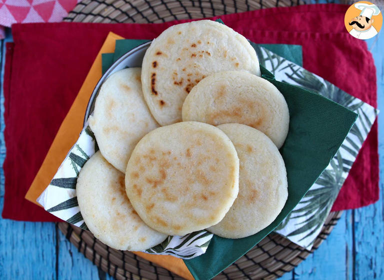Arepas venezolanas, panecillos sin gluten con sólo 3 ingredientes