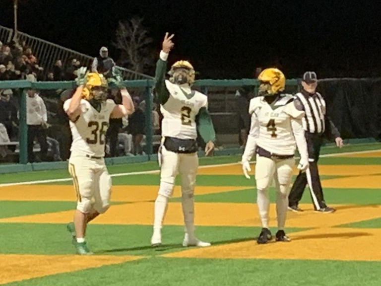 Windsor's Saints rally from 13-point deficit to win national football ...