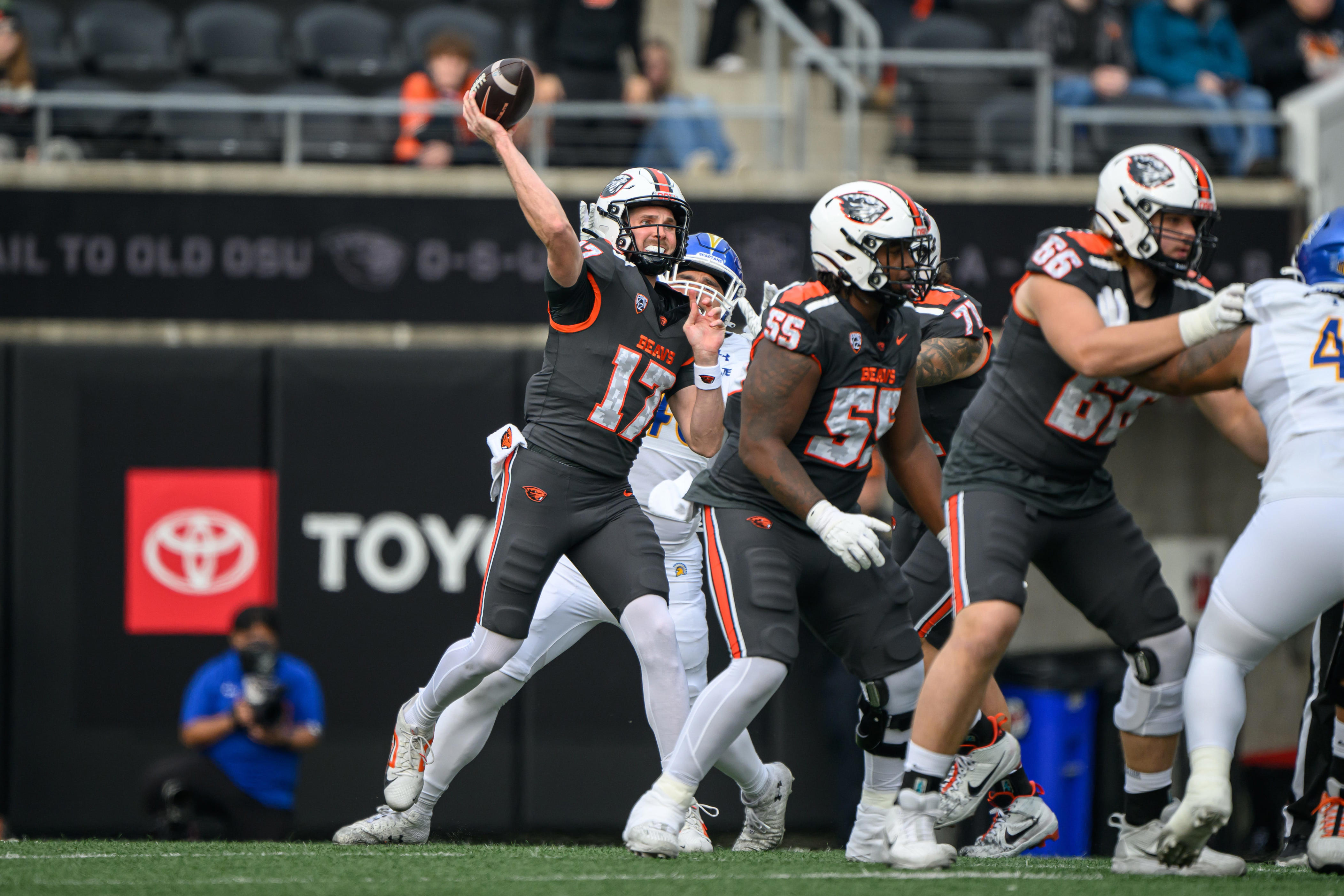 Stanford vs Hawaii picks, predictions, odds: Who wins college football ...