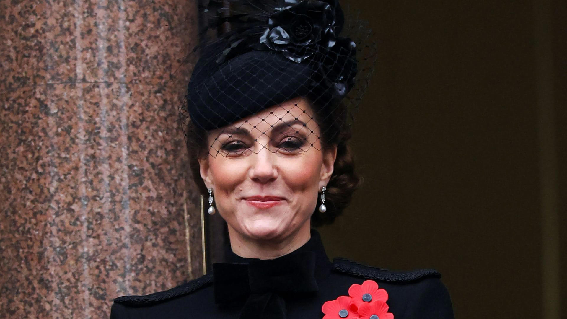 Kate Middleton di nuovo in pubblico a Londra: i gioielli sono un ... Kate Middleton di nuovo in pubblico a Londra: i gioielli sono un ...