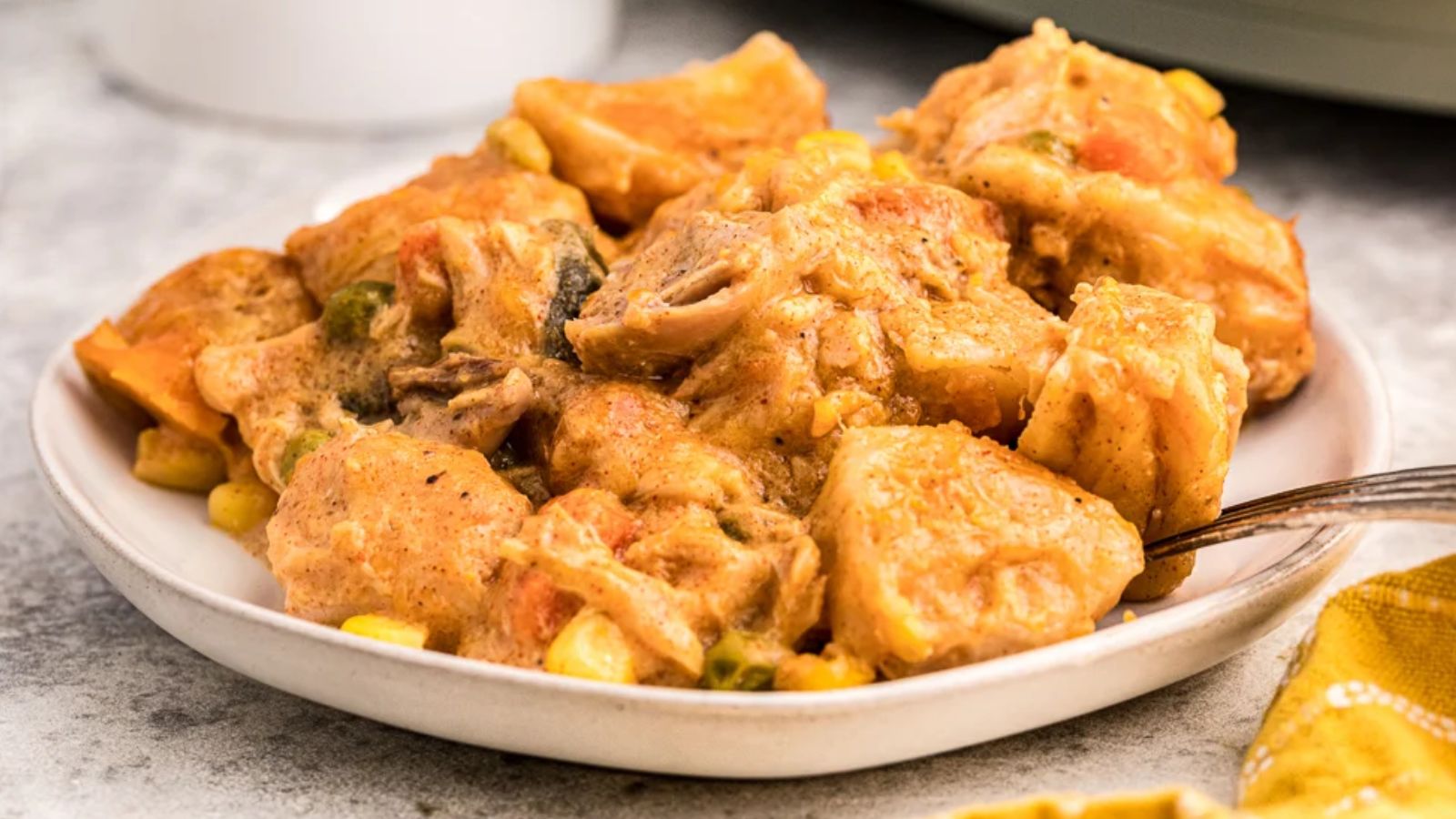 12 crockpot chicken recipes that always save the day