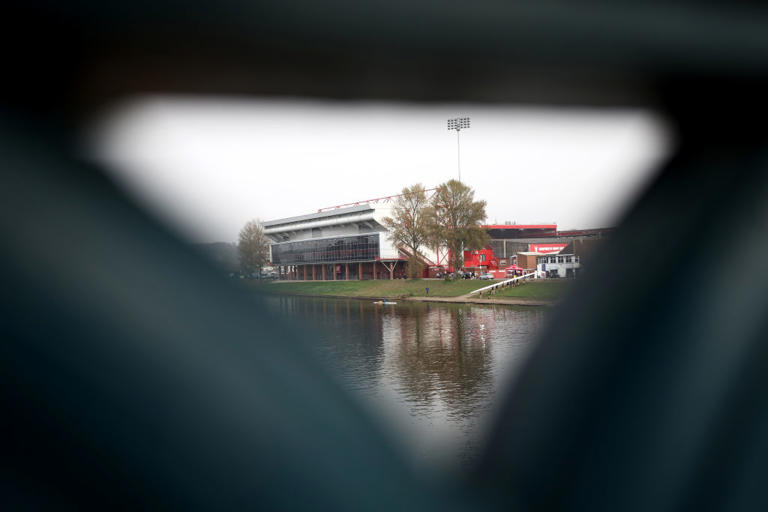 We asked AI to create Nottingham Forest a new 50k-capacity stadium ...