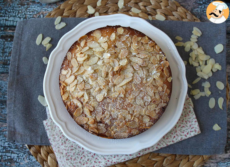French amandier cake, the super soft almond cake