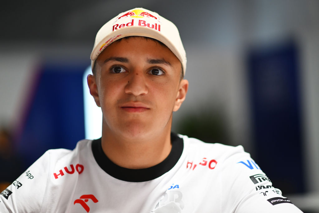 F1-tulokas potku-uhan alla jo ennen ensimmäistä kisaa - korvaaja ...