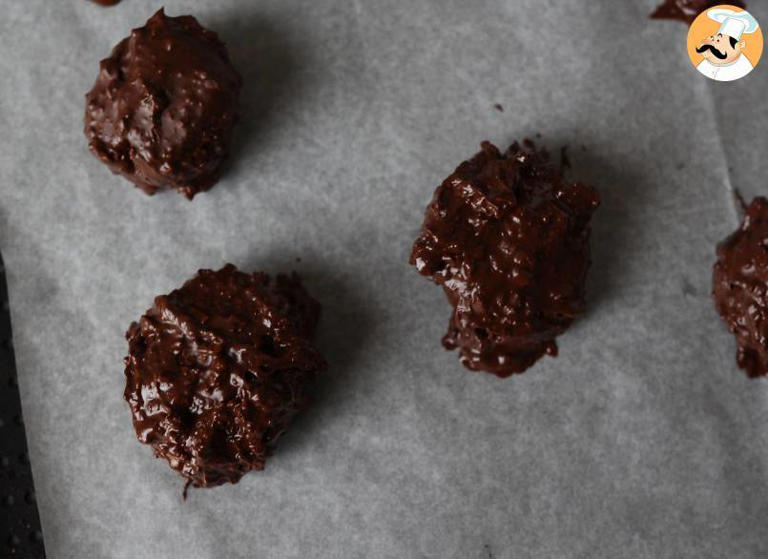 Salmon and mustard puff pastry crown