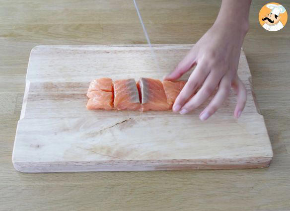 Salmon and mustard puff pastry crown