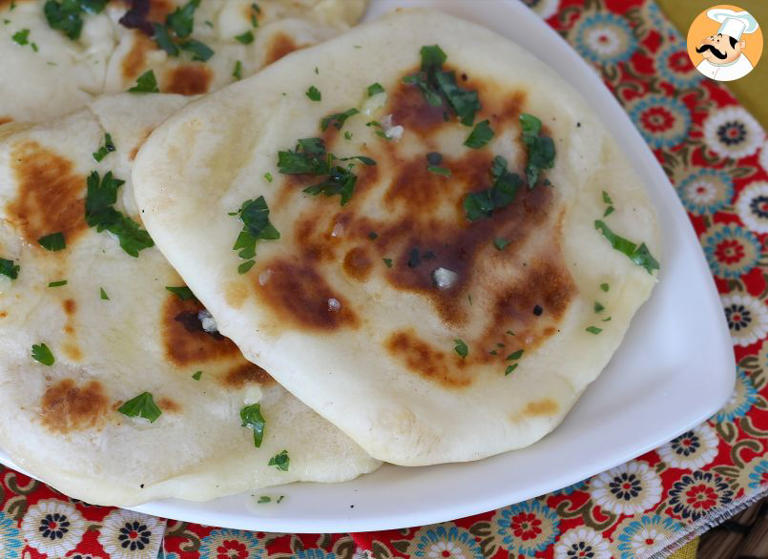 Express cheese naans