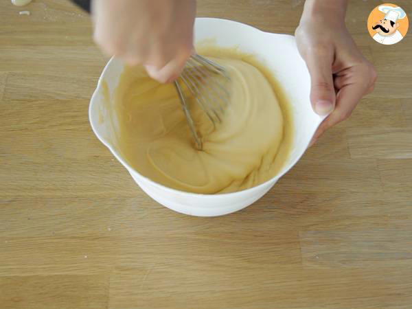 French yogurt cake - video recipe!
