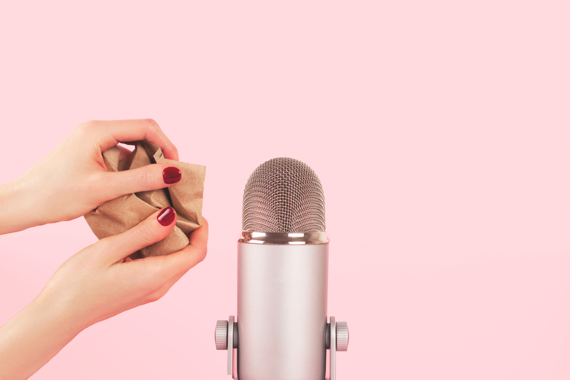 Wat is ASMR en waarom is het zo populair?