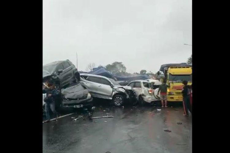 BREAKING NEWS: Kecelakaan Beruntun Terjadi di Tol Purbaleunyi, Sejumlah ... BREAKING NEWS: Kecelakaan Beruntun Terjadi di Tol Purbaleunyi, Sejumlah ...