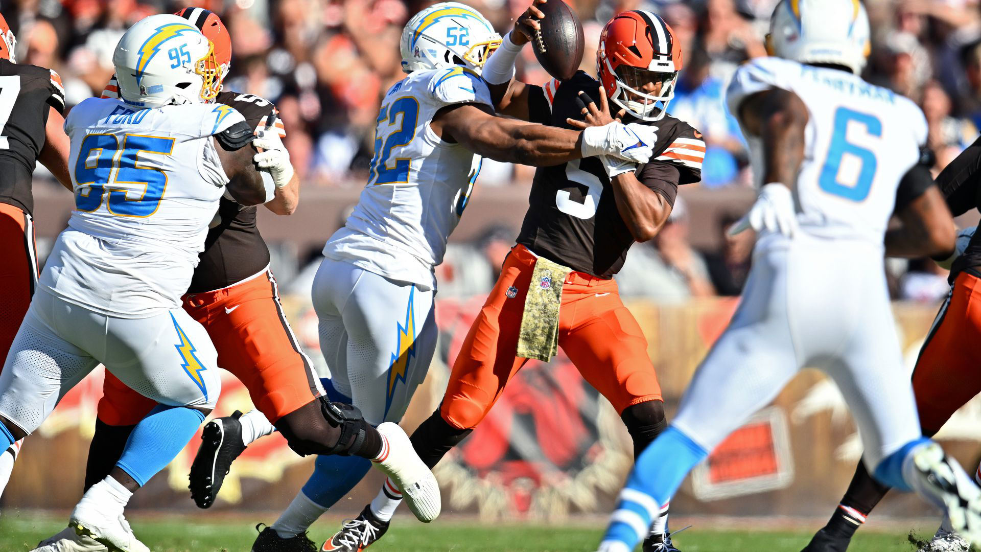 Daily Dawg Chow 11/11: Browns news, who will be the answer at QB? What ... Daily Dawg Chow 11/11: Browns news, who will be the answer at QB? What ...