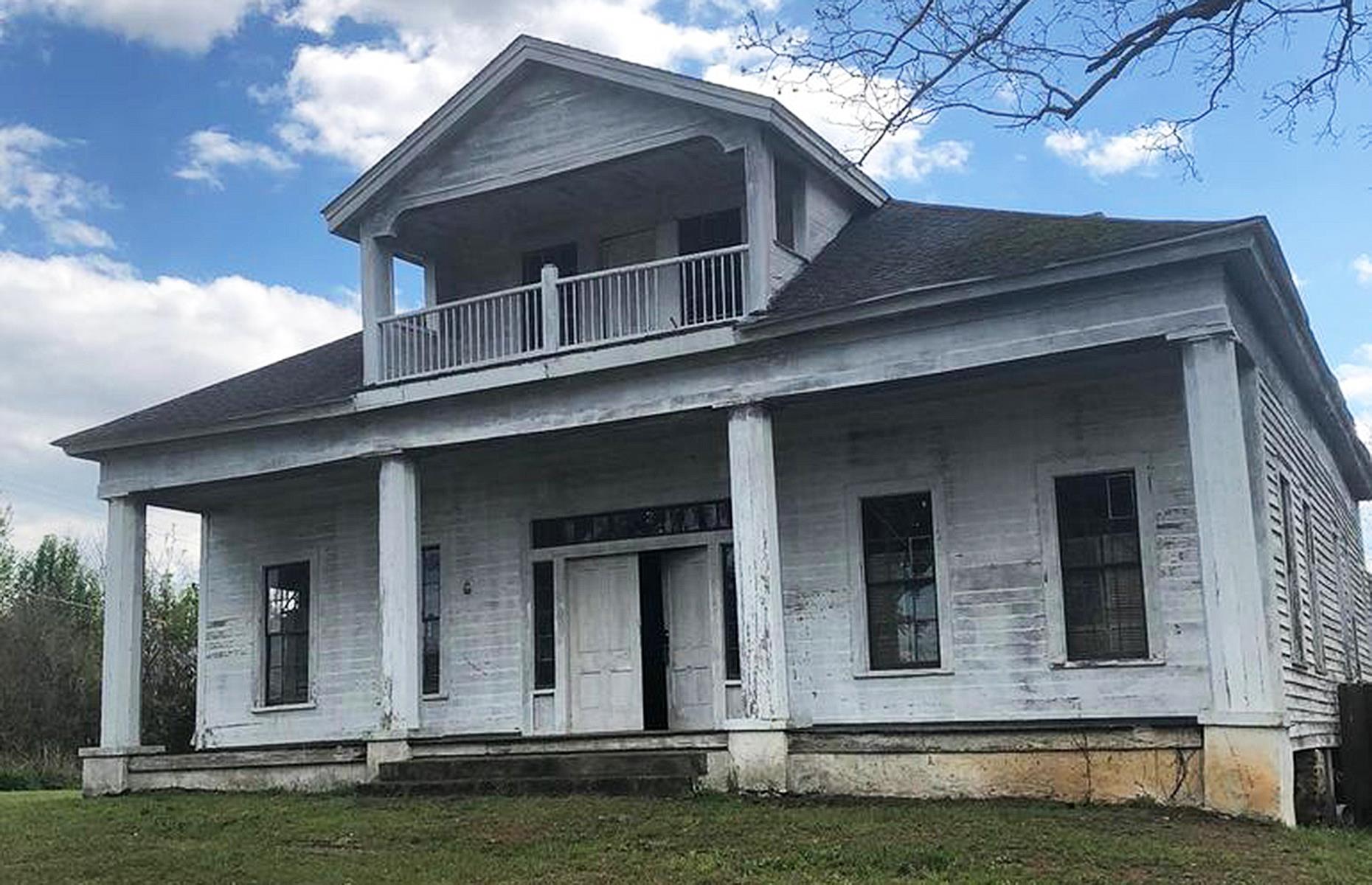 Explore This Abandoned Alabama Masonic Lodge With A DARK History
