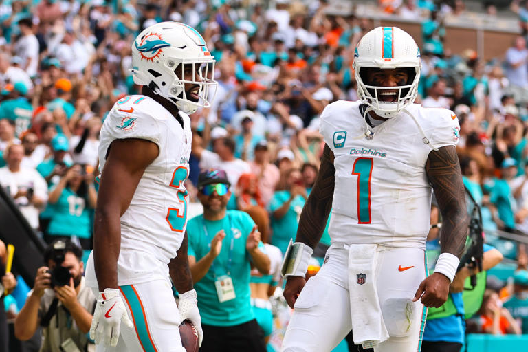 NFL power rankings: Miami Dolphins make major jump; Week 12 and big risers, fallers