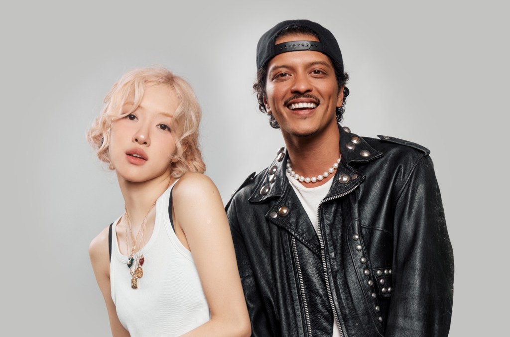 ROSÉ & Bruno Mars' ‘APT.' Joins BTS' ‘Dynamite' as Only K-Pop Hits to ...