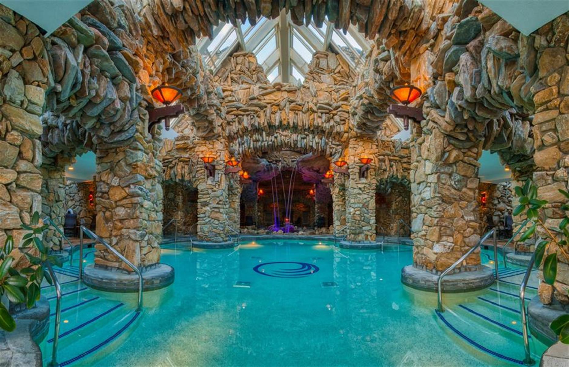 Your State's Most SENSATIONAL Spa You Need To Try