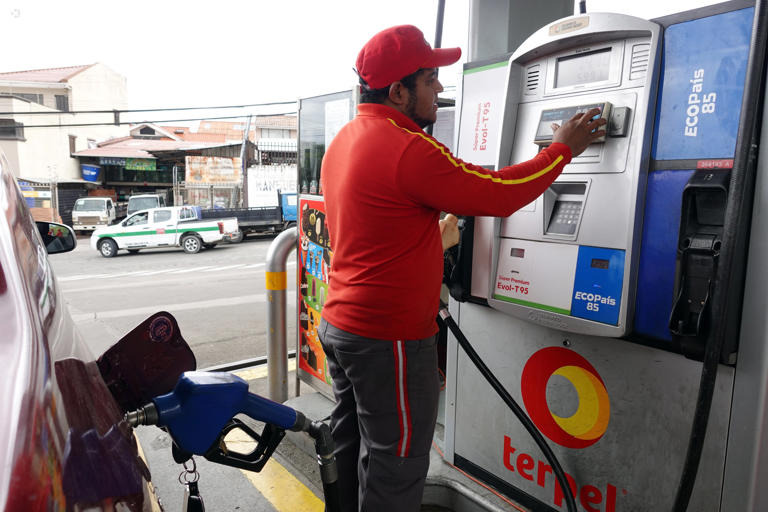 Así quedan los nuevos precios de las gasolinas en Ecuador desde el 12 ...