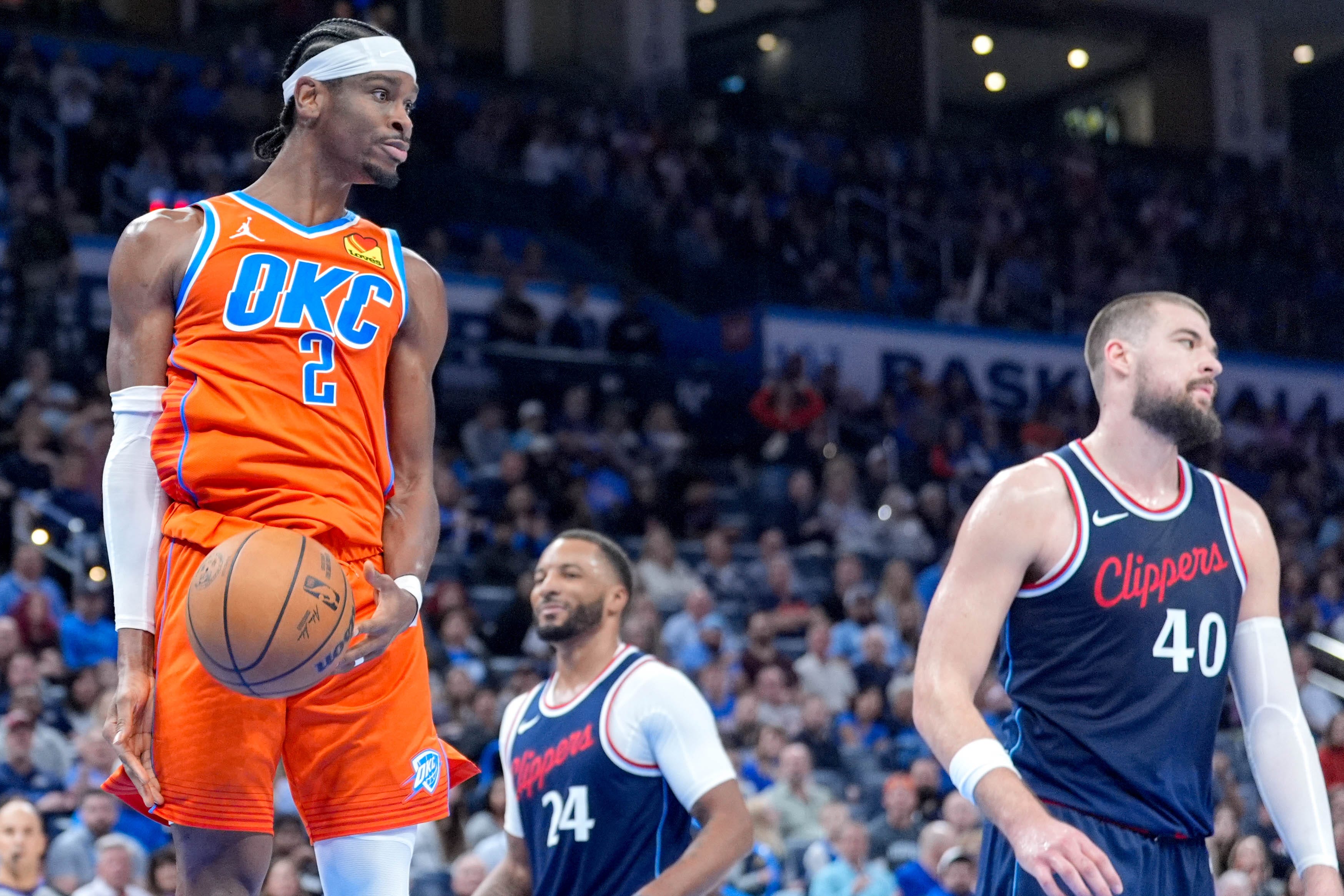 Shai Gilgeous-Alexander scores career-high 45 points to lead OKC ...