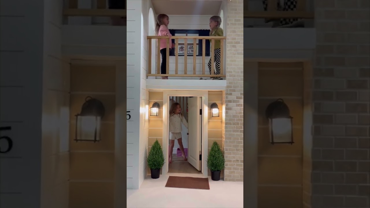 Darling sisters share a sweet singing performance together