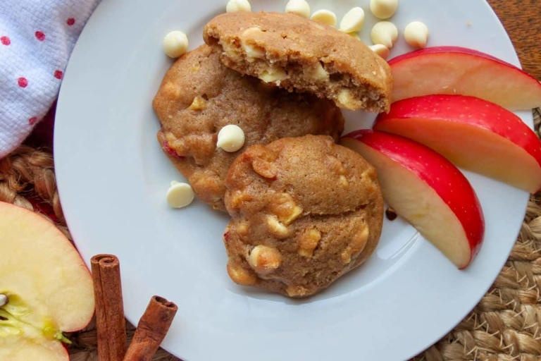Easy Applesauce Cookies Recipe with White Chocolate Chips