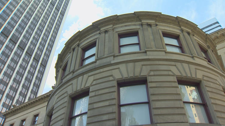 Portland City Council votes to pass ordinance forbidding local law ...