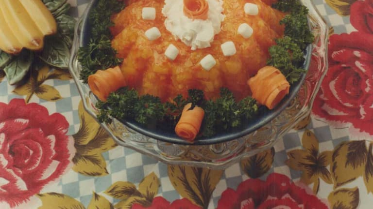 24 Bizarre Food Trends from the 50s and 60s That Were Surprisingly ...