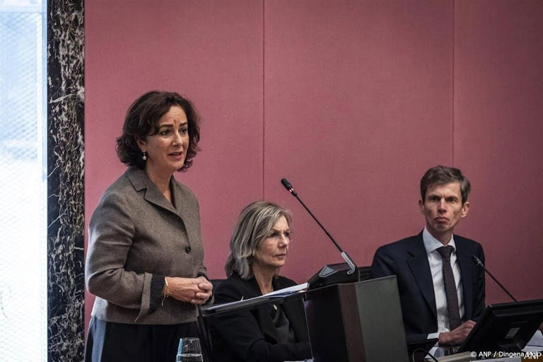 Geen steun voor motie van wantrouwen tegen Halsema Geen steun voor motie van wantrouwen tegen Halsema