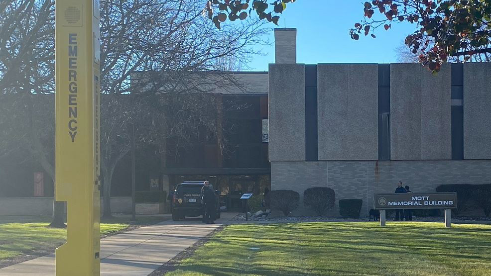 All clear given following alleged bomb threat at Mott Community College All clear given following alleged bomb threat at Mott Community College