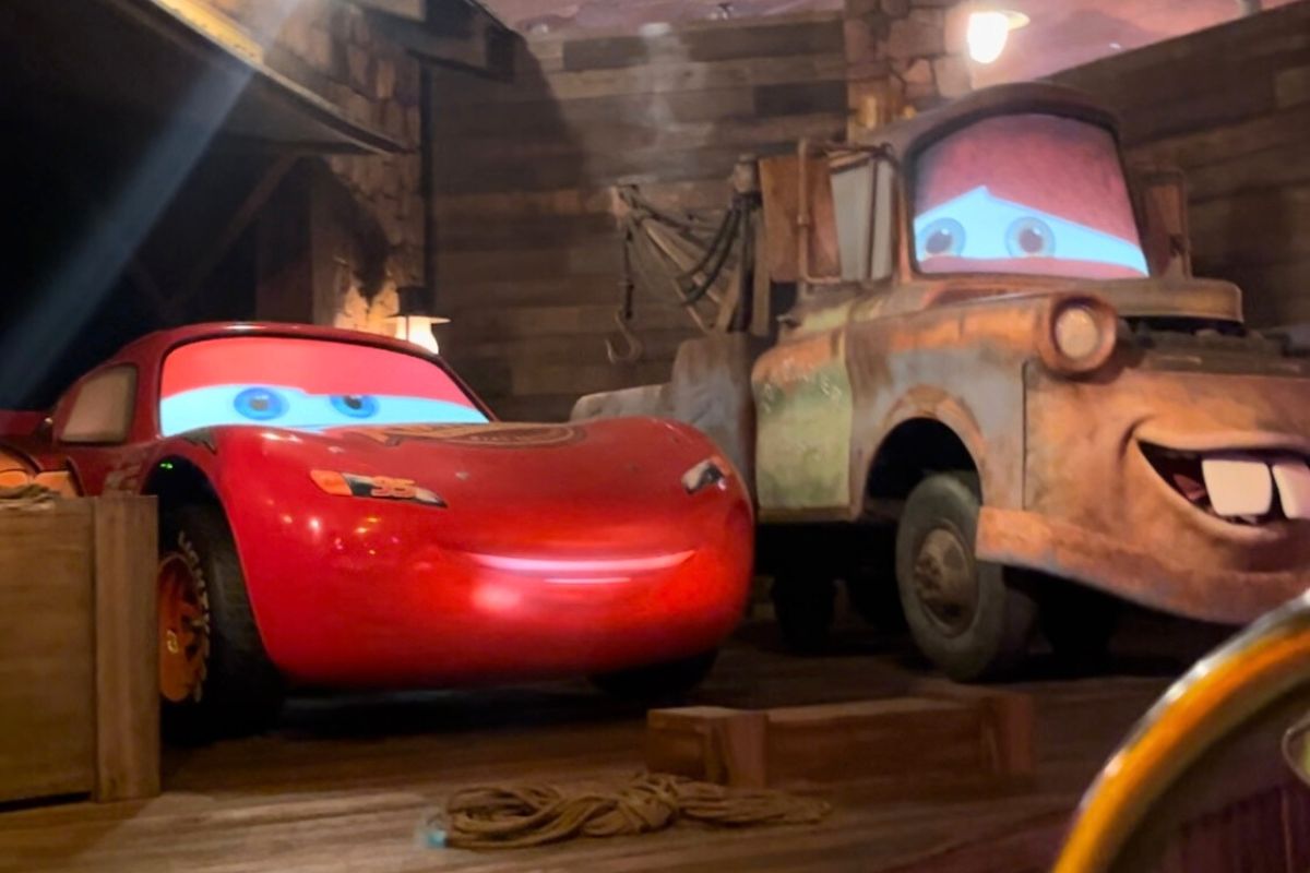 10 Disneyland Rides With The Highest Top Speeds