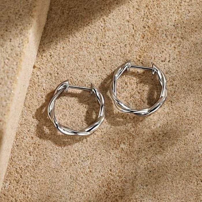 32 Beautiful Gifts That Give Back