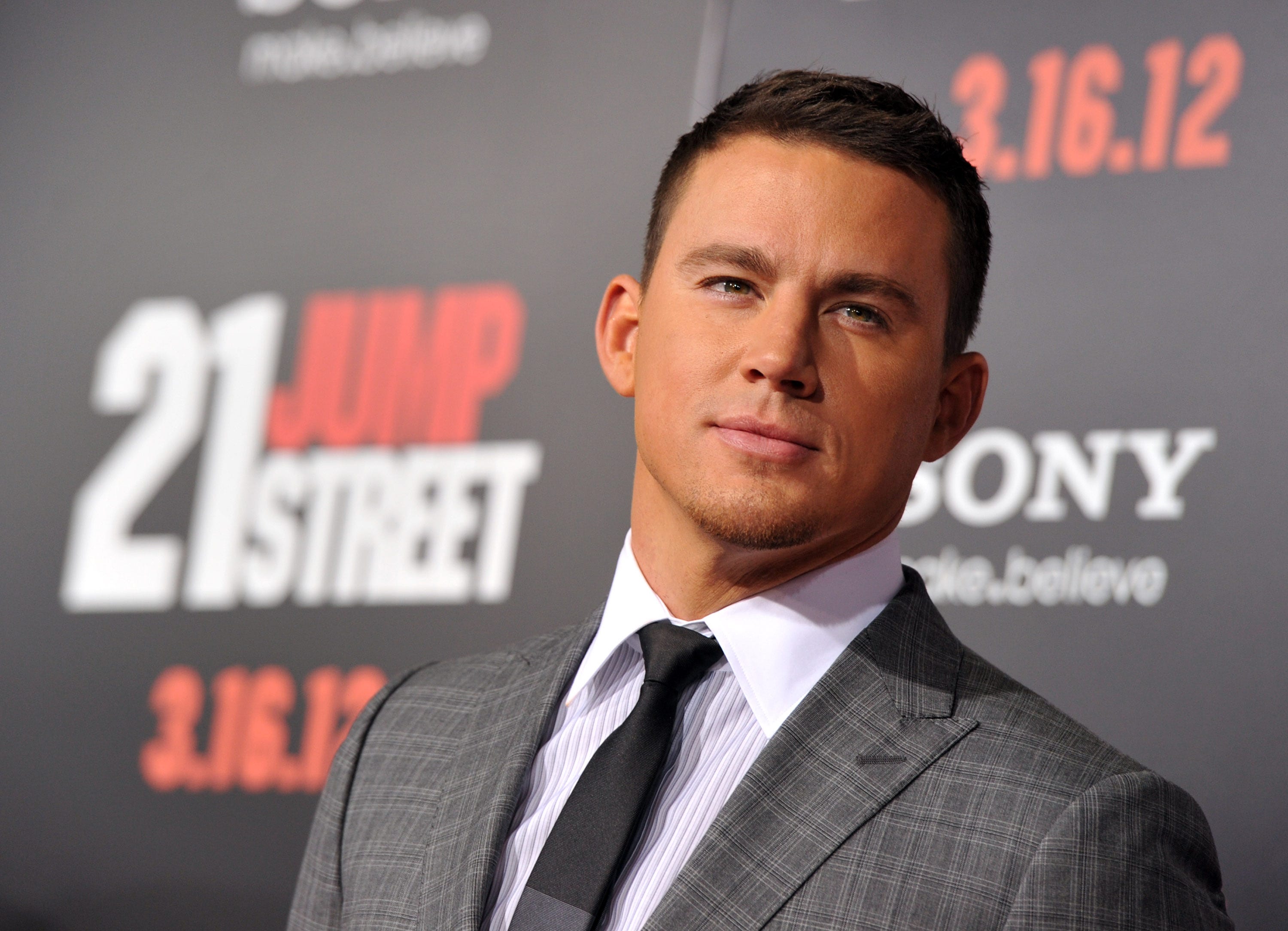 Channing Tatum read this Cajun Christmas book to practice his accent ...