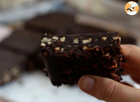 Brawnie - the raw brownie with dates