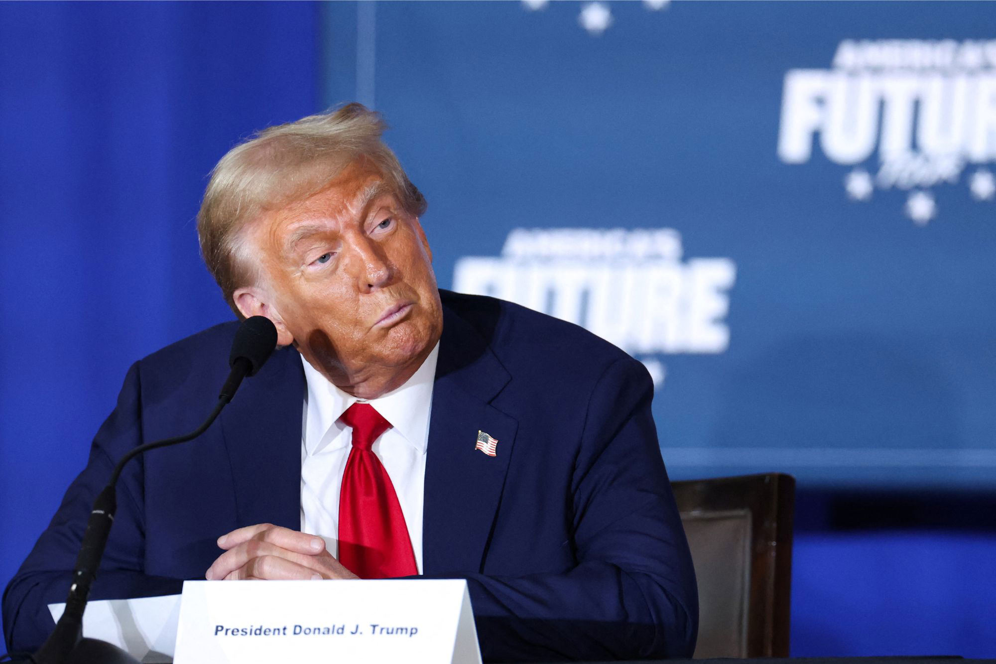 Arizona Launches Criminal Investigation Into Trump Attack on Liz Cheney Arizona Launches Criminal Investigation Into Trump Attack on Liz Cheney