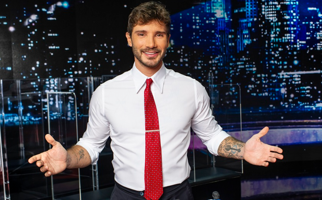 Affari Tuoi, l'ultima puntata quando andrà in onda? Manca poco alla ...