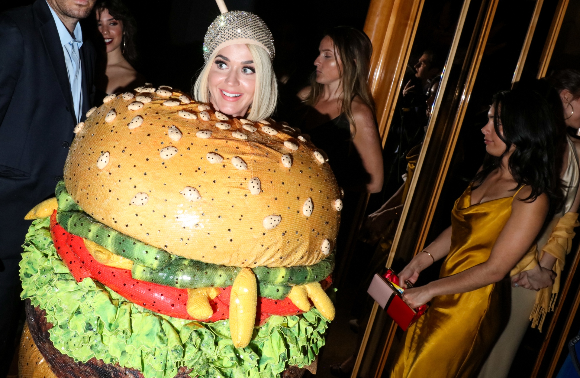 The most bizarre (and uncomfortable) celebrity outfits