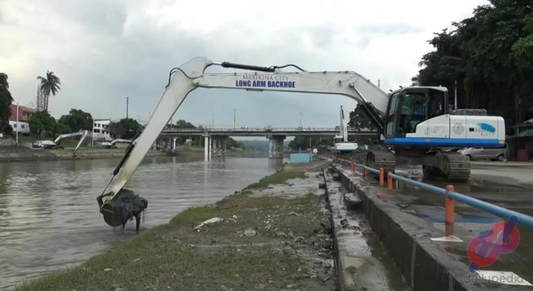Marikina residents attest to the efficacy of river dredging, saying ... Marikina residents attest to the efficacy of river dredging, saying ...