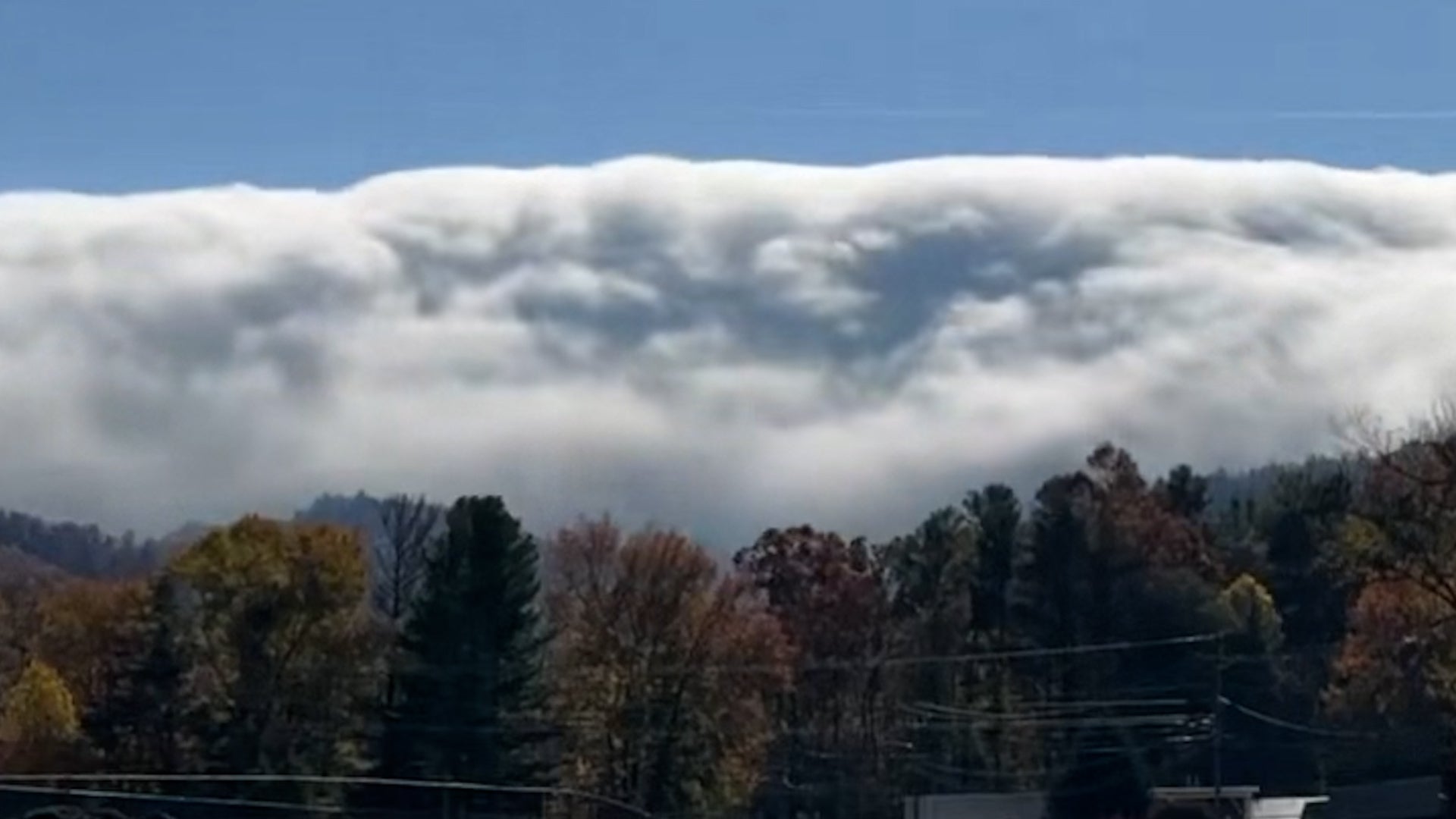 Stunning Time-lapse Shows Cloud Fall In TN