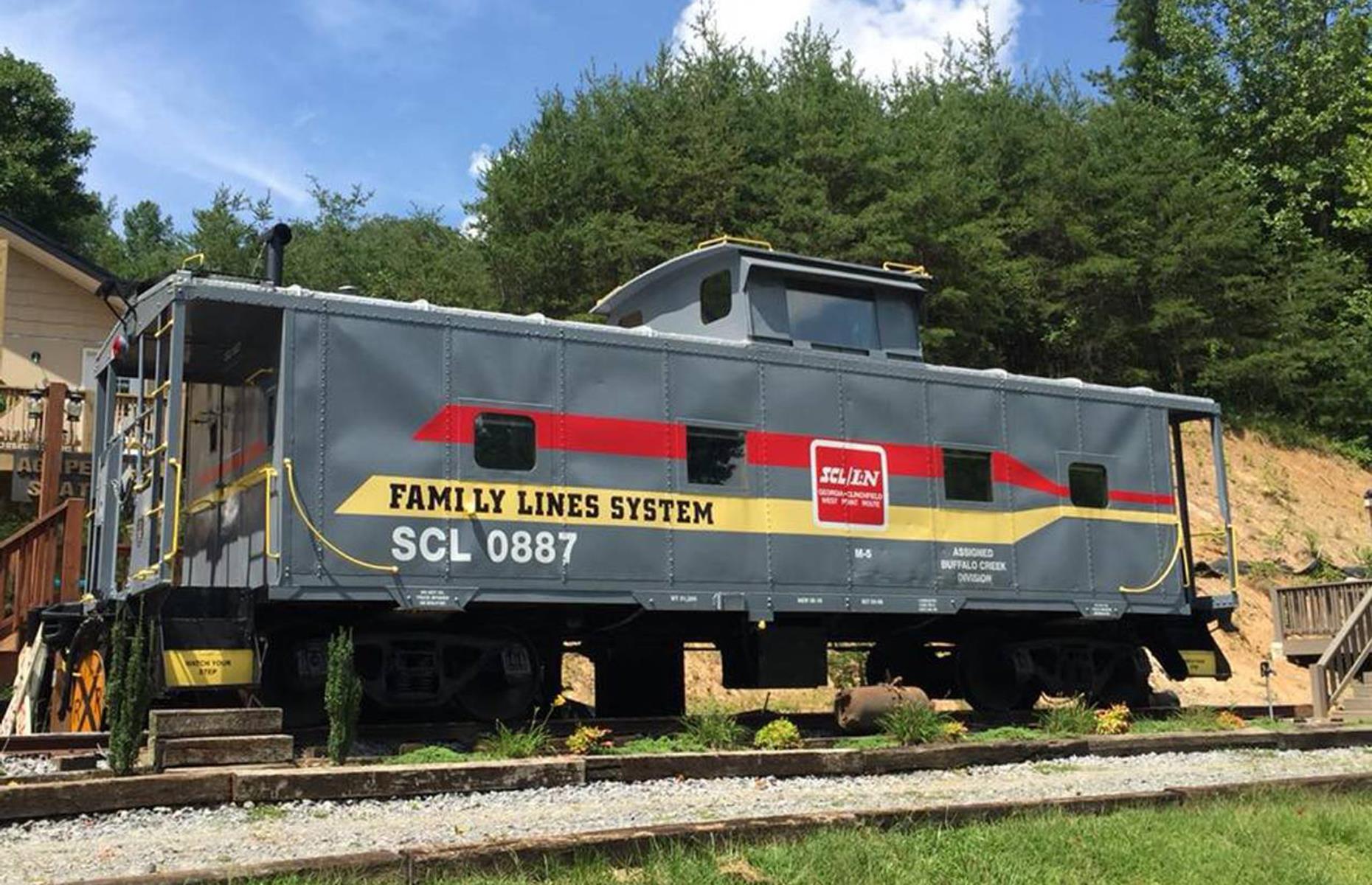 Inside the railroad carriages transformed into incredible homes