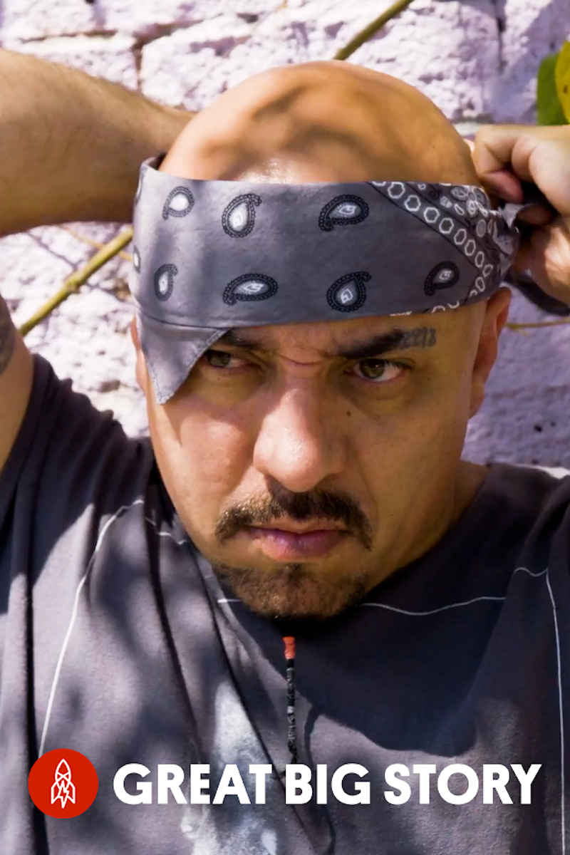 Deadlee, der als schwuler Rapper im Hip-Hop Grenzen überschreitet