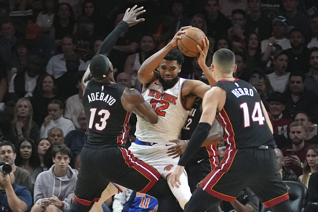Con 44 puntos de Towns Knicks remontan para vencer 116-107 a Heat Con 44 puntos de Towns Knicks remontan para vencer 116-107 a Heat
