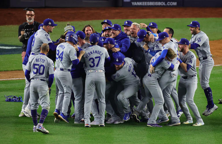 Dodgers comeback stuns Yankees to seal World Series triumph Dodgers comeback stuns Yankees to seal World Series triumph