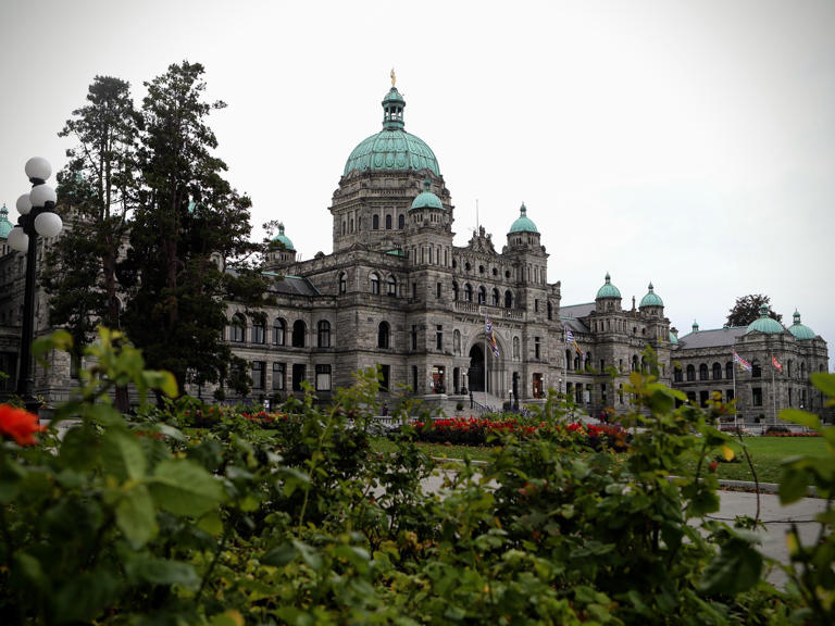 Les verts et le NDP soulignent le fonctionnement constructif de leur accord