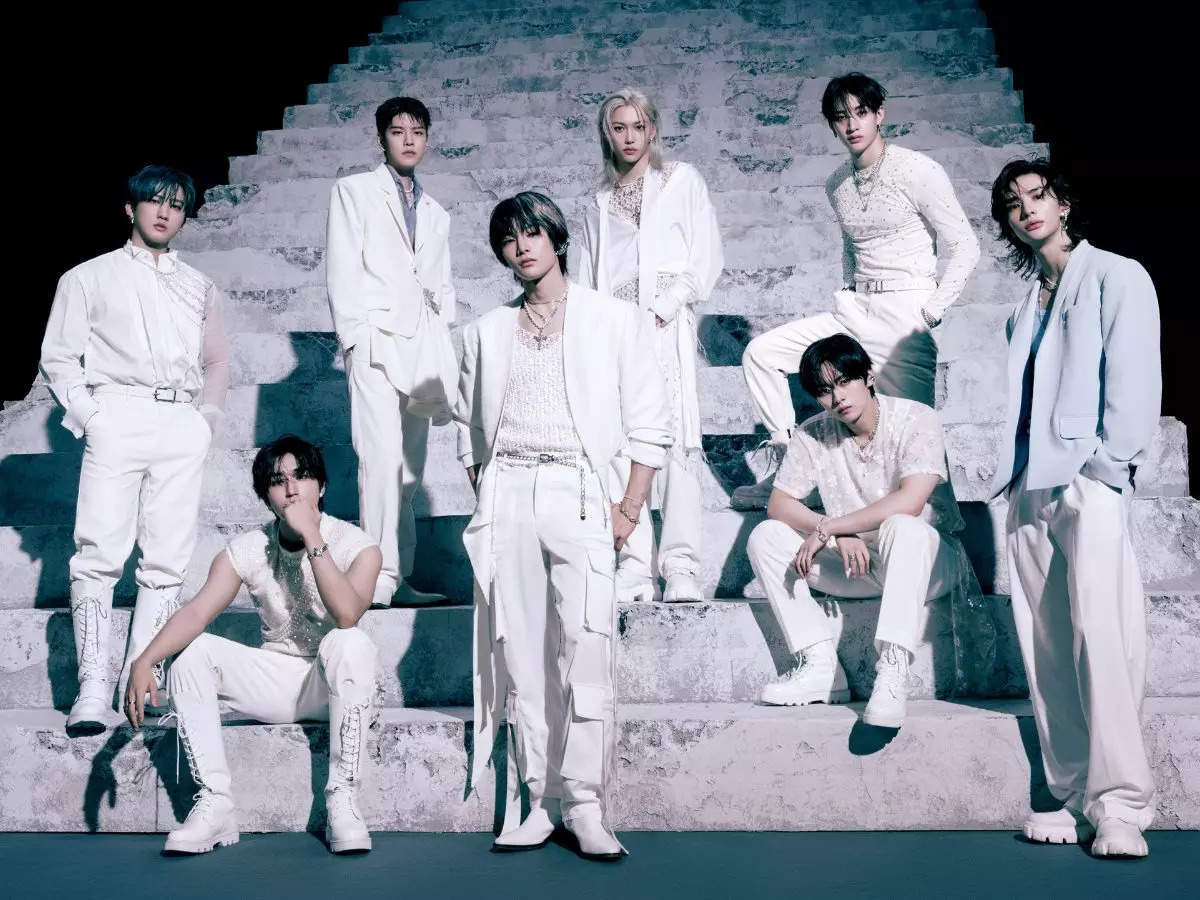 Stray Kids Kaohsiung Concert Pushed Back Due to Typhoon Kong-Rey Stray Kids Kaohsiung Concert Pushed Back Due to Typhoon Kong-Rey